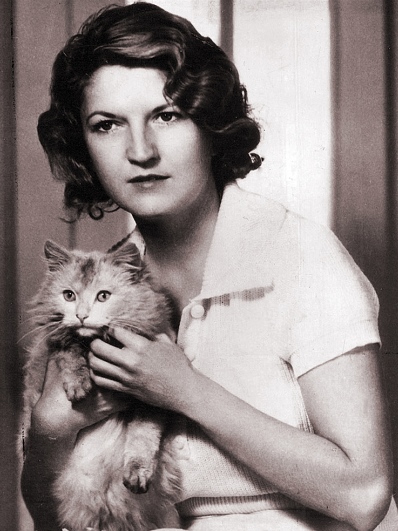 Zelda Fitzgerald, the “First American Flapper”