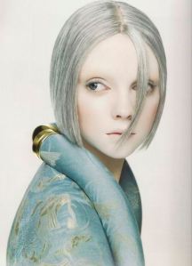 Hussein Chalayan, combining Technology & Fashion